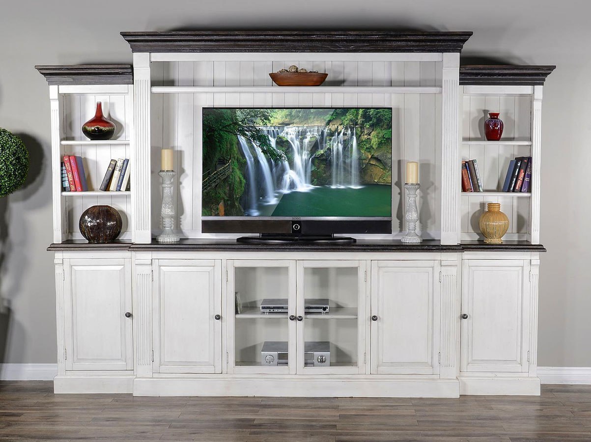Framing your TV into Entertainment Wall – FurniturePick.com Blog